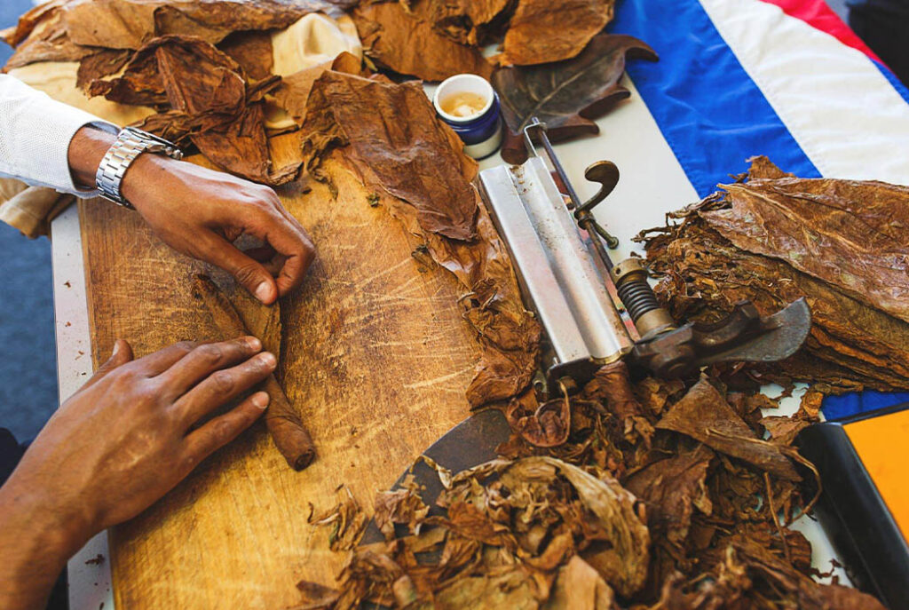 The Art of Cigar Rolling | Cigar Stud Events